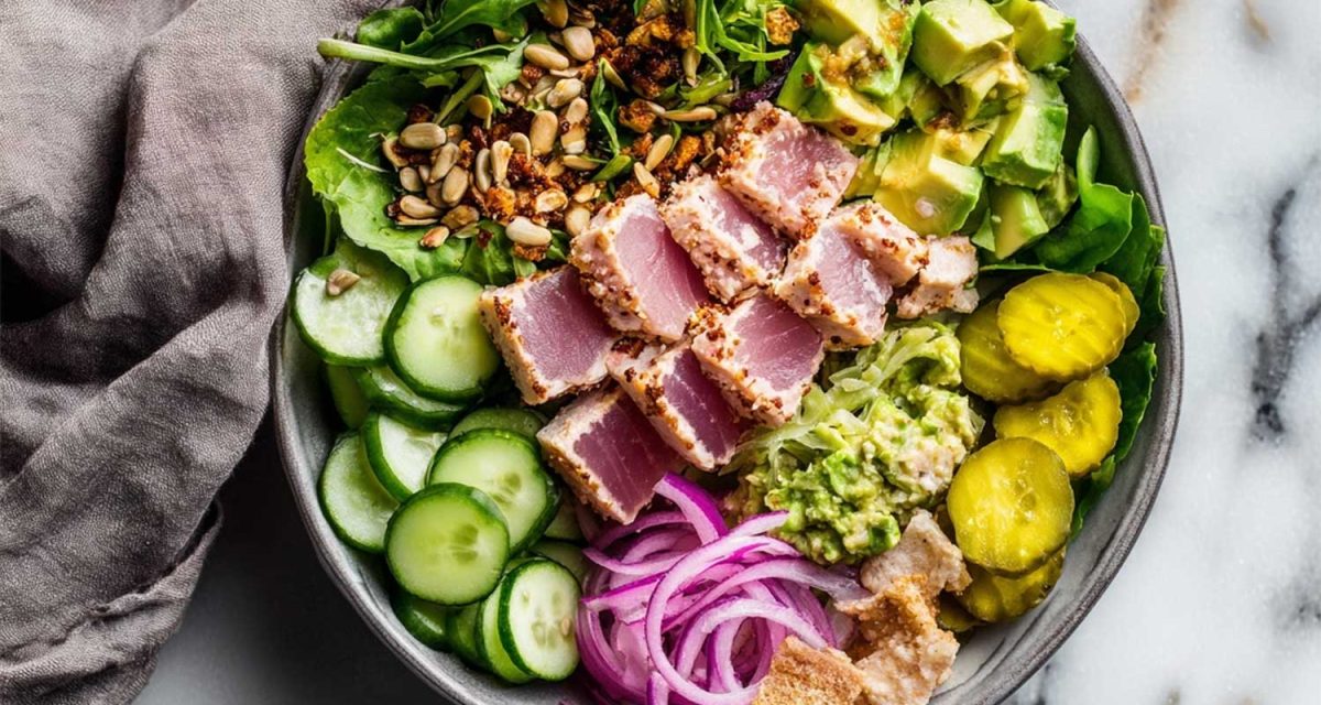 Easy Keto Tuna Avocado Crunch Bowl: Fresh, Filling, and Fast